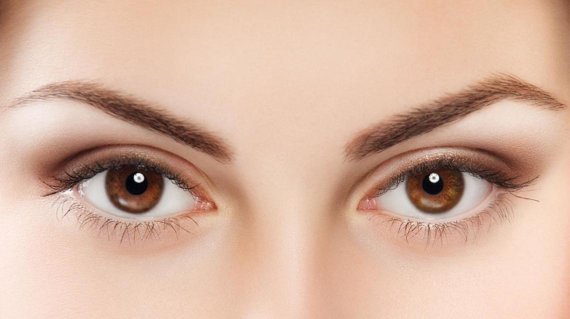 5 Tips for Younger Looking Eyes