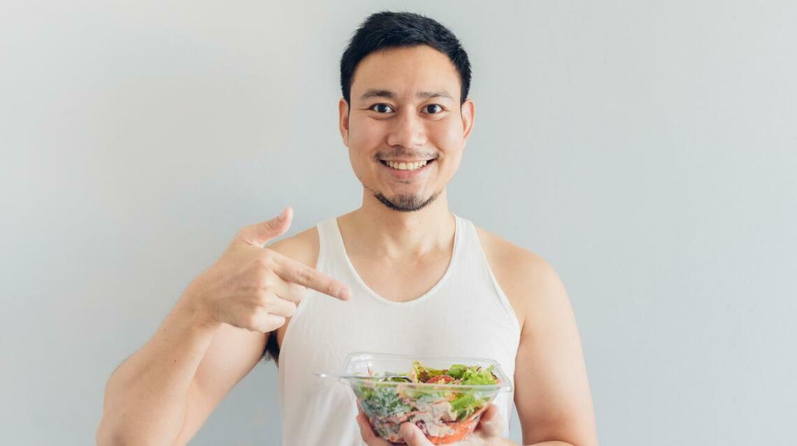 7 Superfoods All Men Should Include in Their Diet