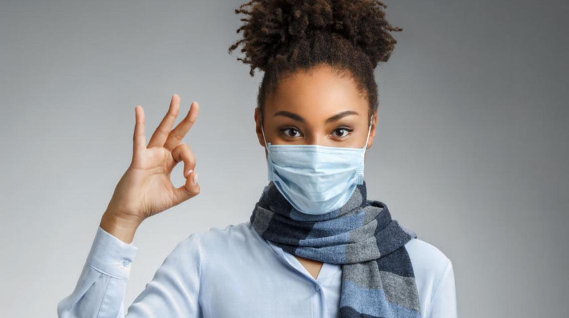 Tips on how to handle a face mask