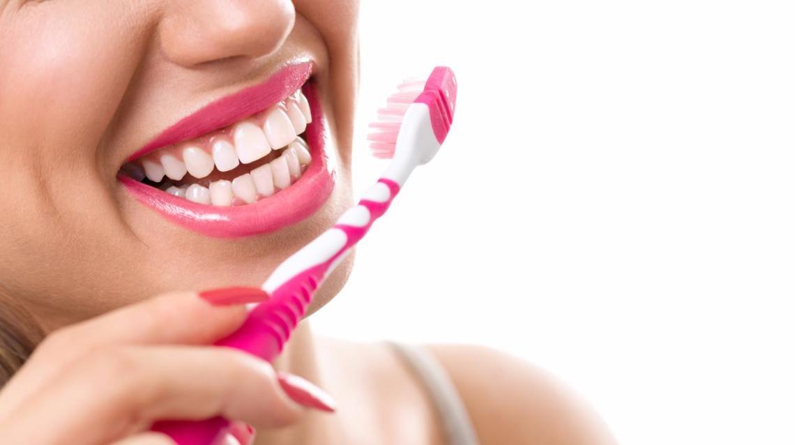 How to Keep Your Teeth Healthy? 10 Tips for Good Oral Health
