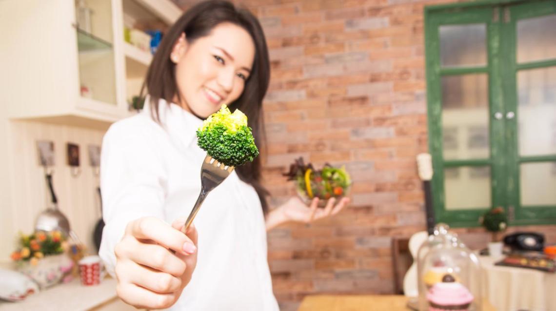 Women! Eat Wise to Keep Healthy
