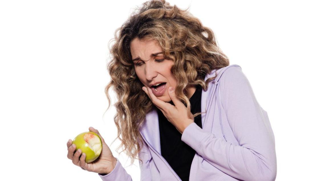 Pyorrhea: Causes, Symptoms, Complications, Treatment.